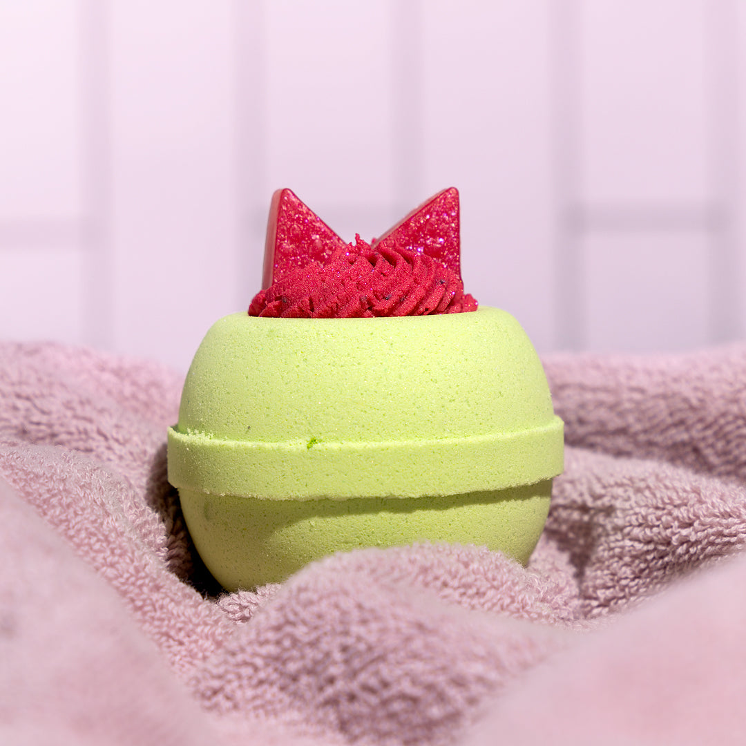 Surprise Kitty Ring Bath Bomb